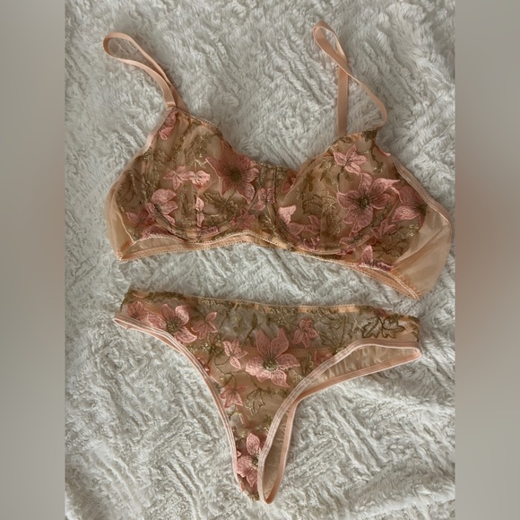 Intimates & Sleepwear | Flower Embroidered Lingerie Set | Poshmark